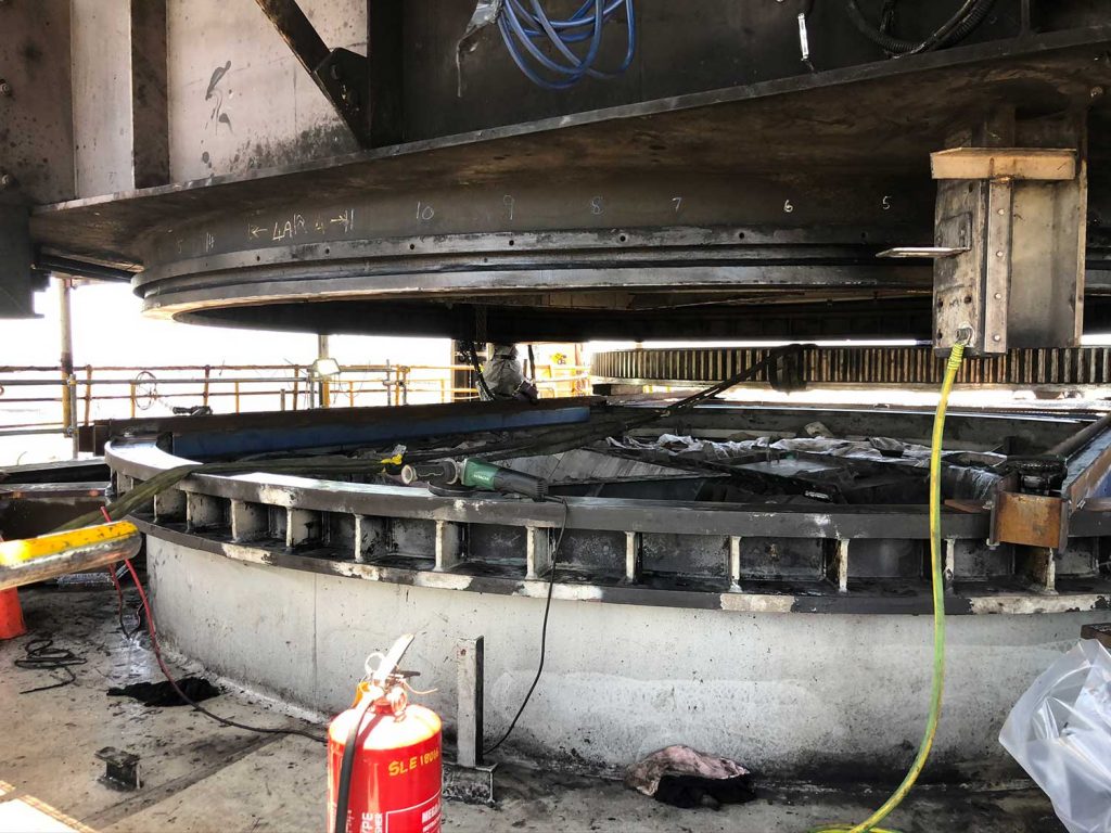 Stacker Bearing Replacement | Sync Lift Engineering